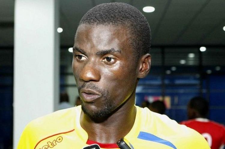 Job castigado com dois jogos de suspensão - NovaGazeta